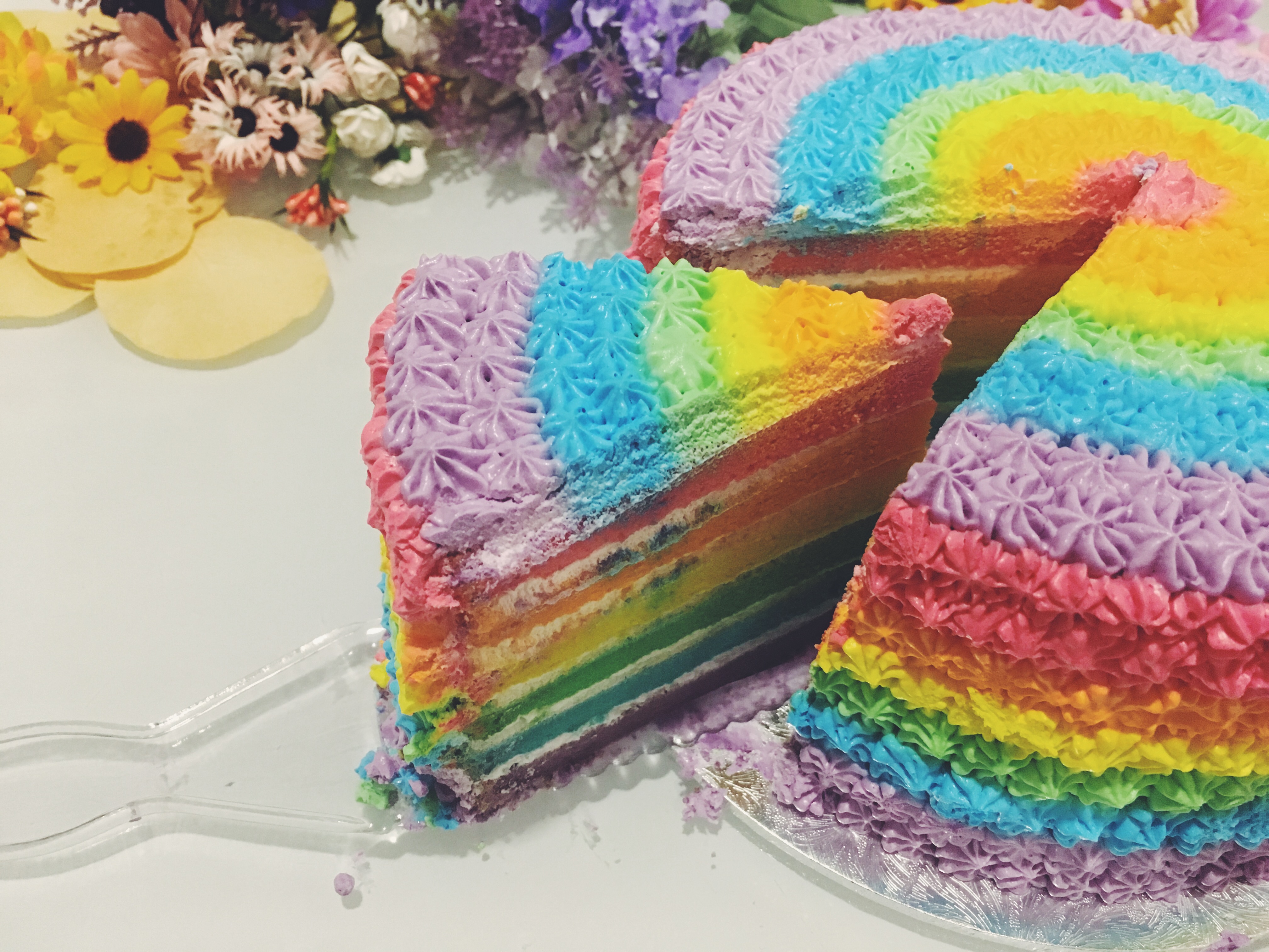 The ONE Bake Shop Review - Cupcake Flower Bouquet, Avocado Cake and more!