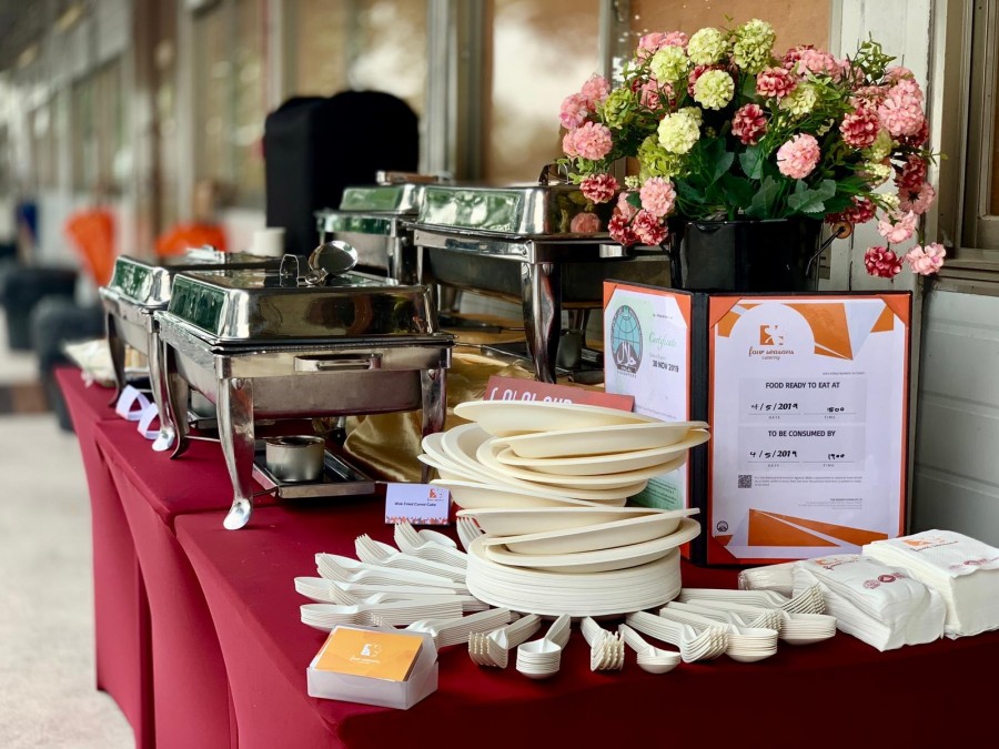 Four Seasons Catering | Best Price Guaranteed at FoodLine.sg