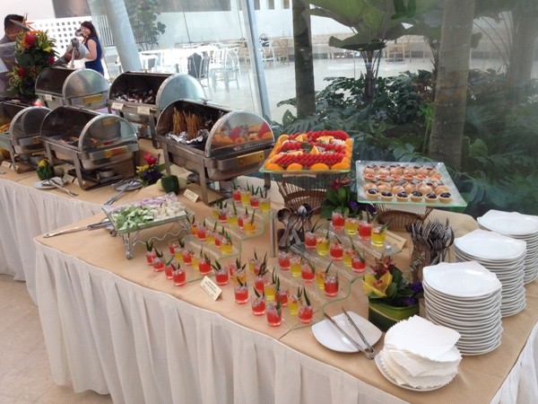 Royal Catering | Best Price Guaranteed at FoodLine.sg